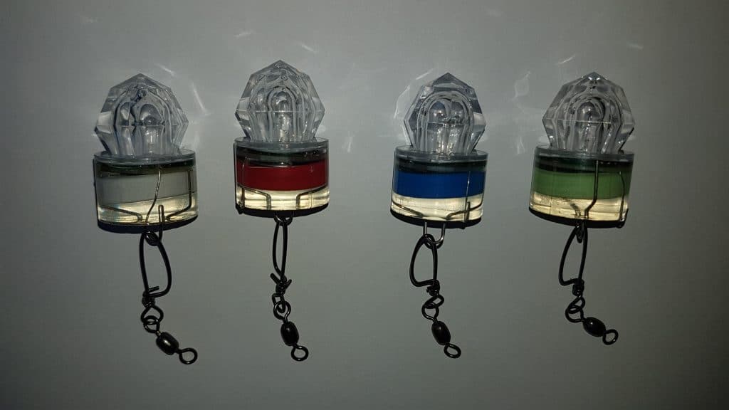 LED MINI DEEP DROPPING LIGHT WITH SNAP SWIVEL - Leadertec